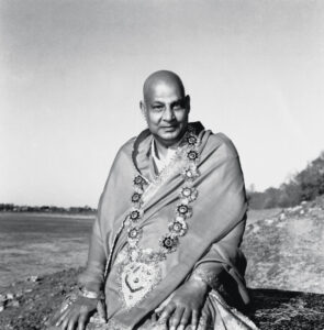The Divine Life Society » Swami Sivananda – Image Gallery